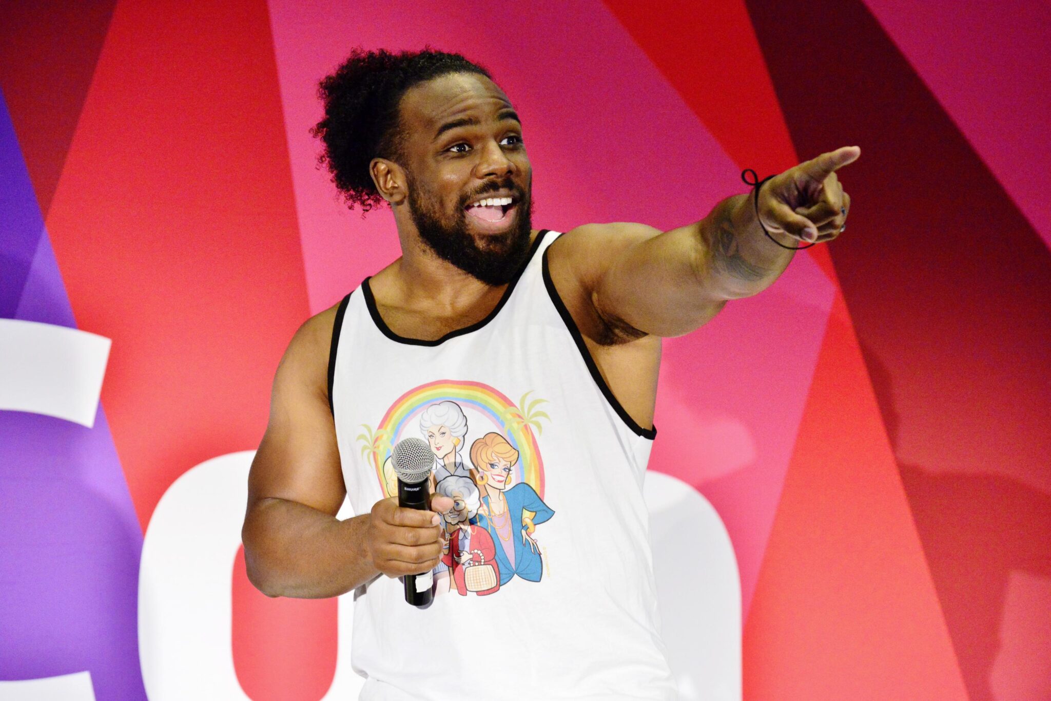Xavier Woods: Age, Height, Weight, Wife, Net Worth, Family, Injury ...