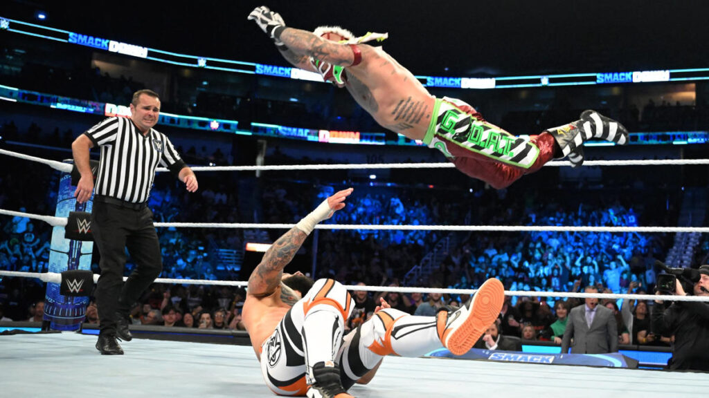 Rey Mysterio: Age, Height, Weight, Wife, Net Worth, Family, Injury ...