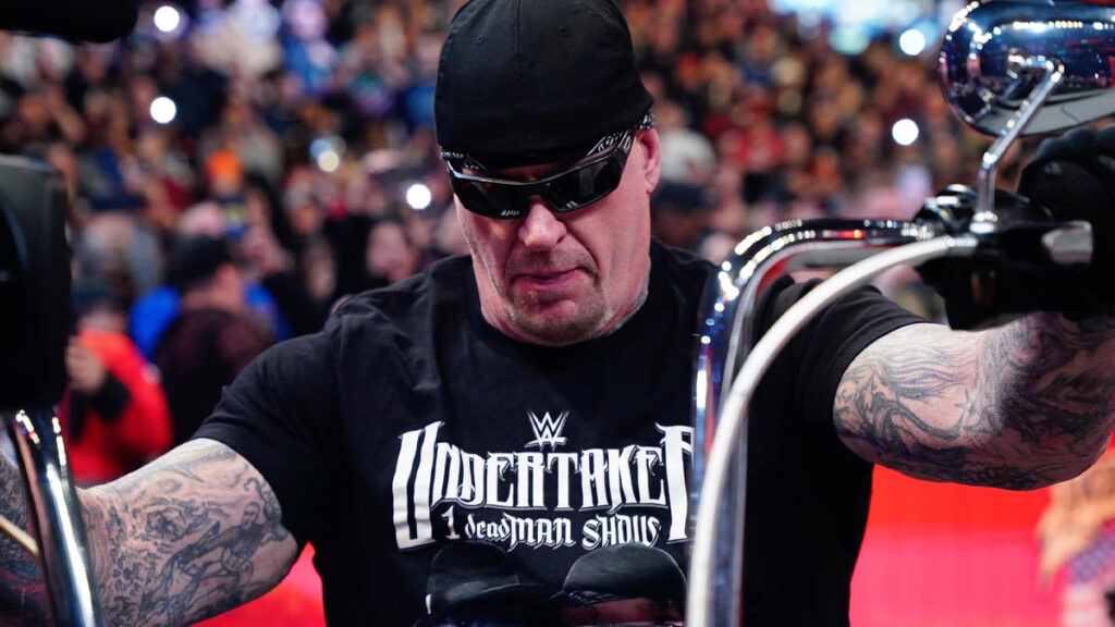 The Undertaker: Age, Height, Weight, Wife, Net Worth, Family, Injury ...