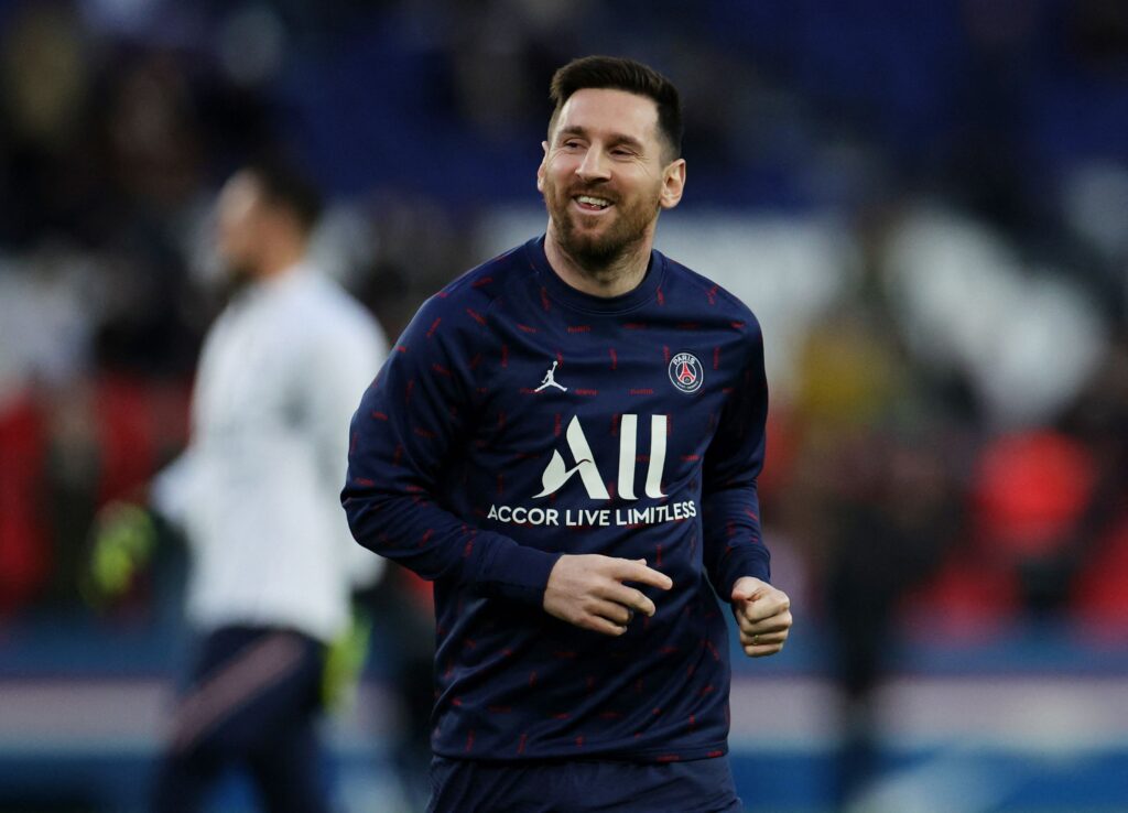 Lionel Messi's Stunning First Touch During PSG Warm Up Ahead Of Angers ...