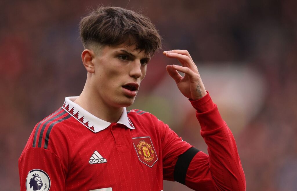 Manchester United's Teenaged Sensation Alejandro Garnacho Quickly ...