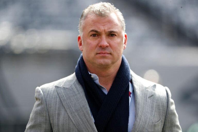 Shane McMahon: Age, Height, Weight, Wife, Net Worth, Family, Injury ...