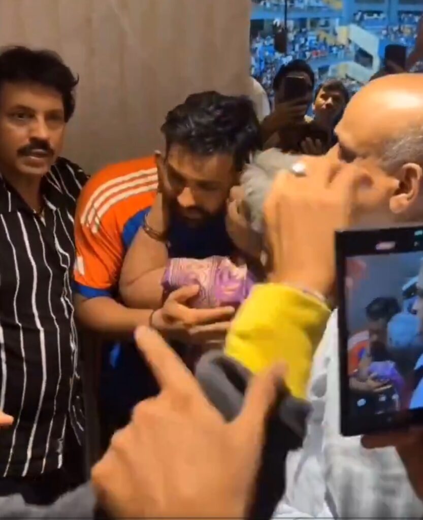 Watch- Rohit Sharma Receives Kisses From His Mother Poornima After ...